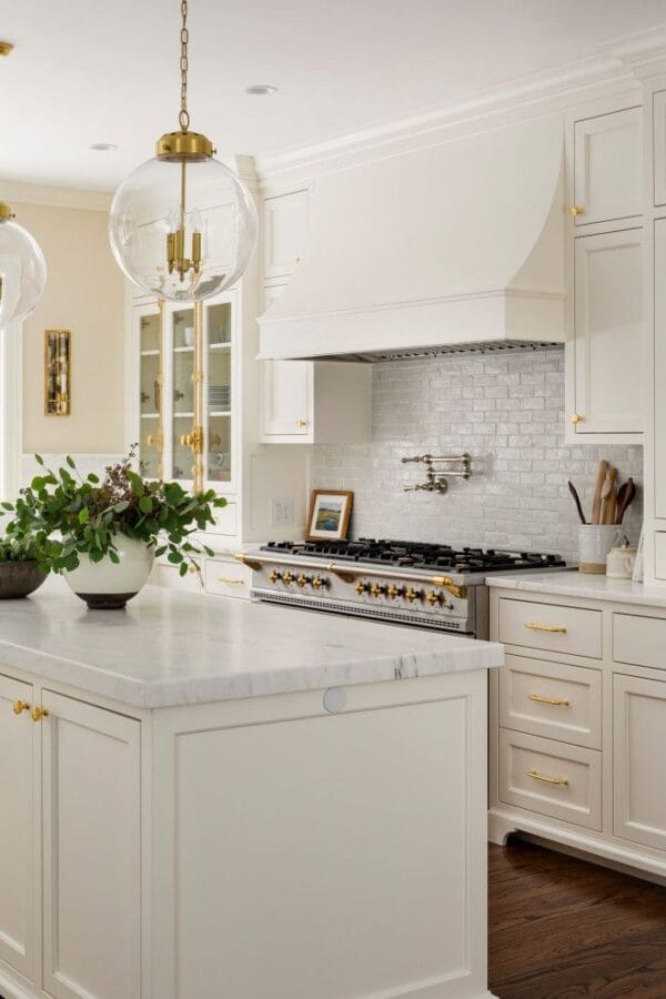 How to Create a Classic Timeless Kitchen - Cozy Chic Living
